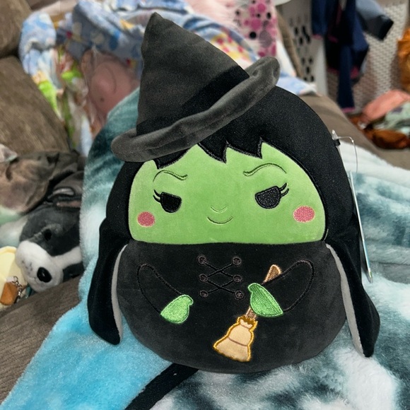 Squishmallows | Toys | Nwt The Wicked Witch Of The West Squishmallow 8 ...